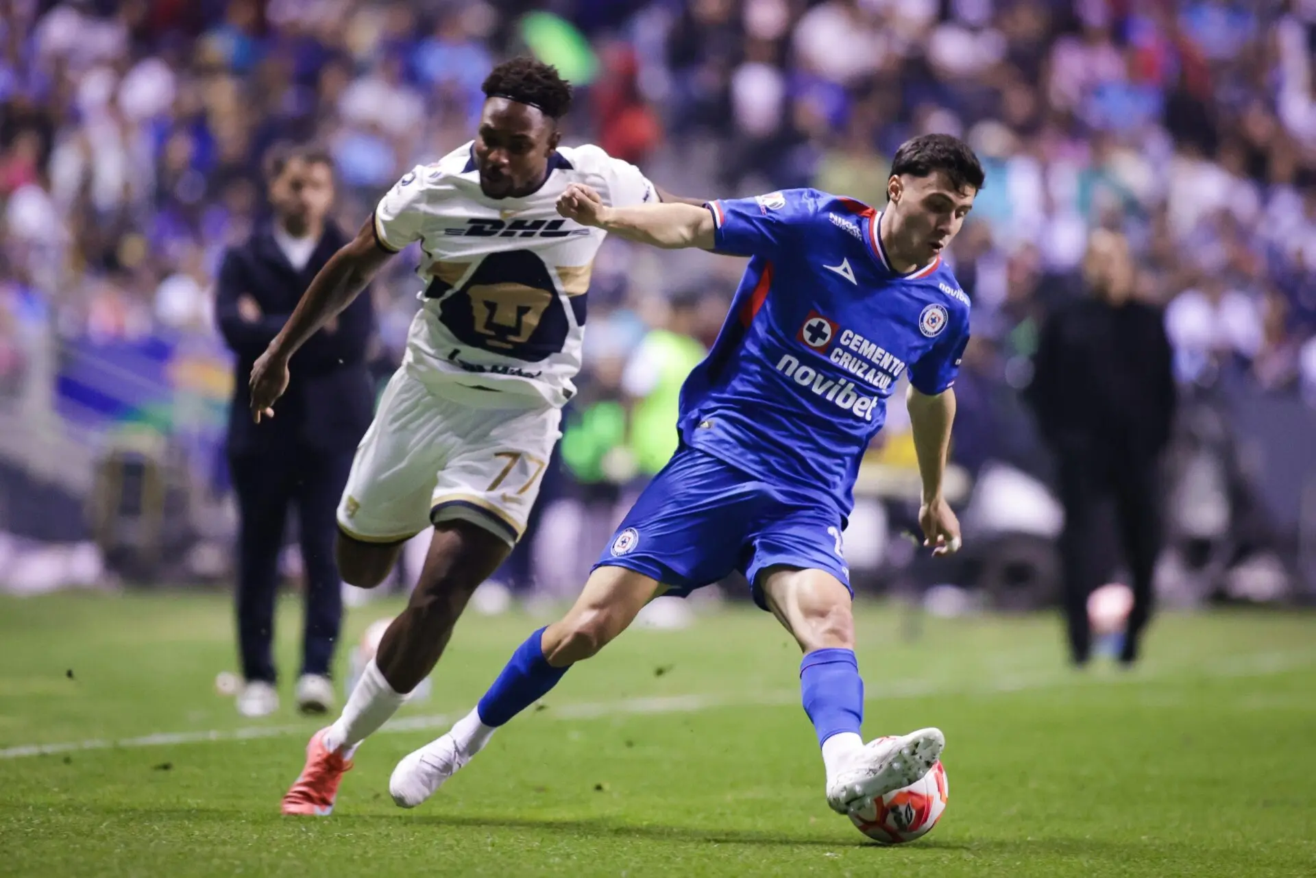 ¡Final de locura! entradas para Pumas vs Cruz Azul alcanzan precios ...